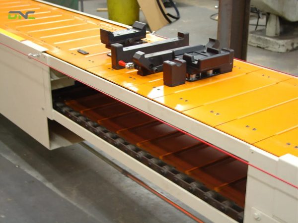 What Is a Slat Conveyor? Learn Features and Benefits for Plants